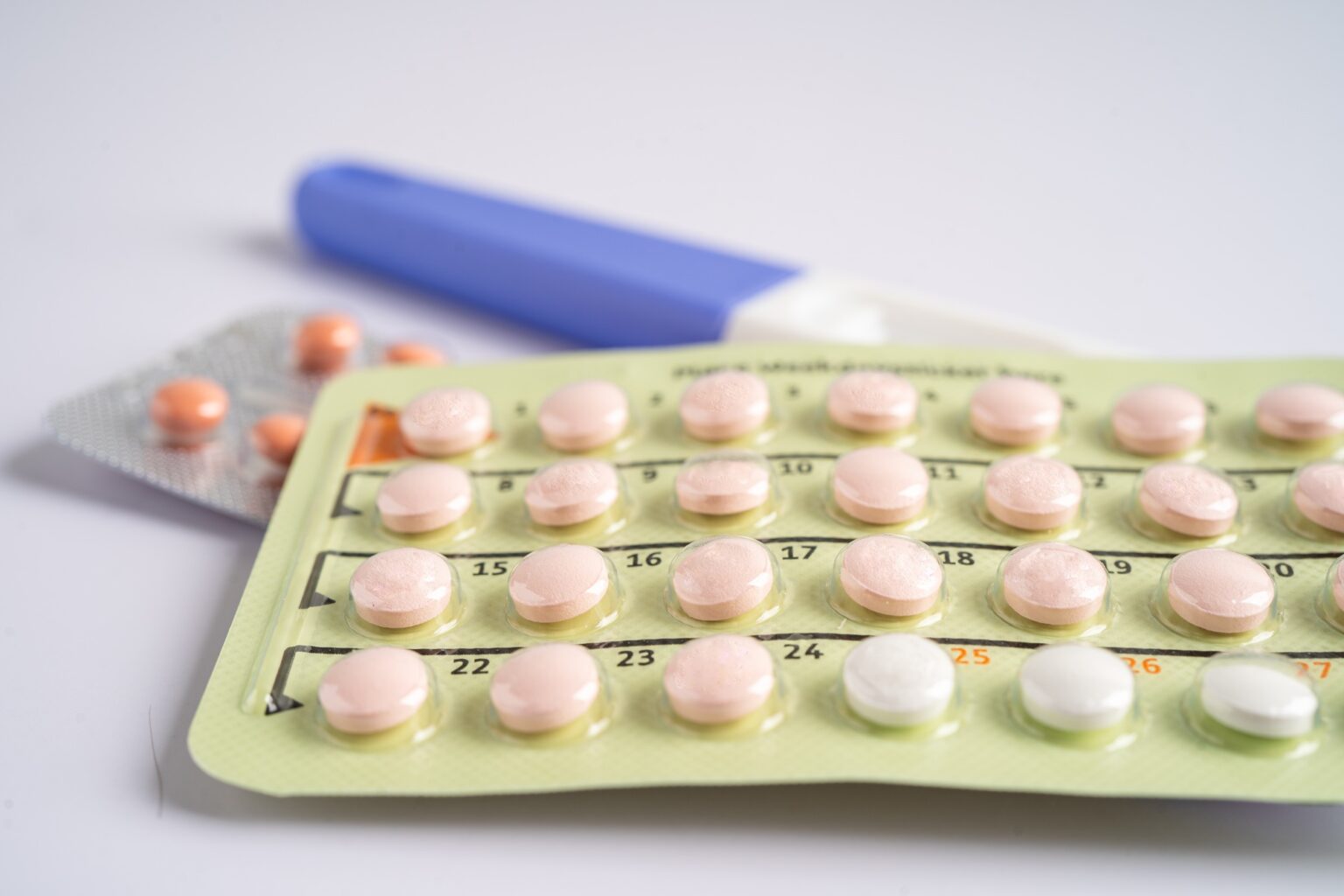 Pilule Optimizette : avis comparatif avec d'autres contraceptifs